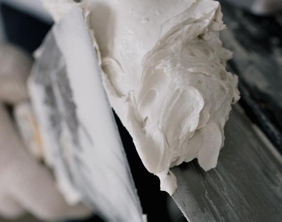 Comment poncer du plâtre ? – Blog-renovation-maison.org